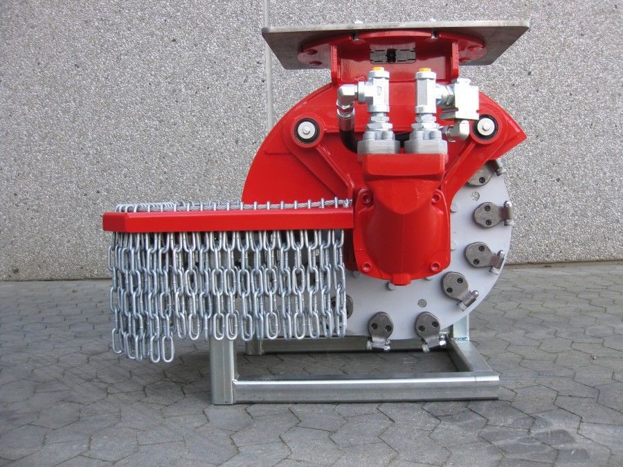 Vertical stump grinder - H65 135-160 - FSI-Franskan - mounted ...