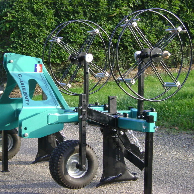 Irrigation hose reel with hose trencher - DDEVENFPT - Jaulent Industrie ...