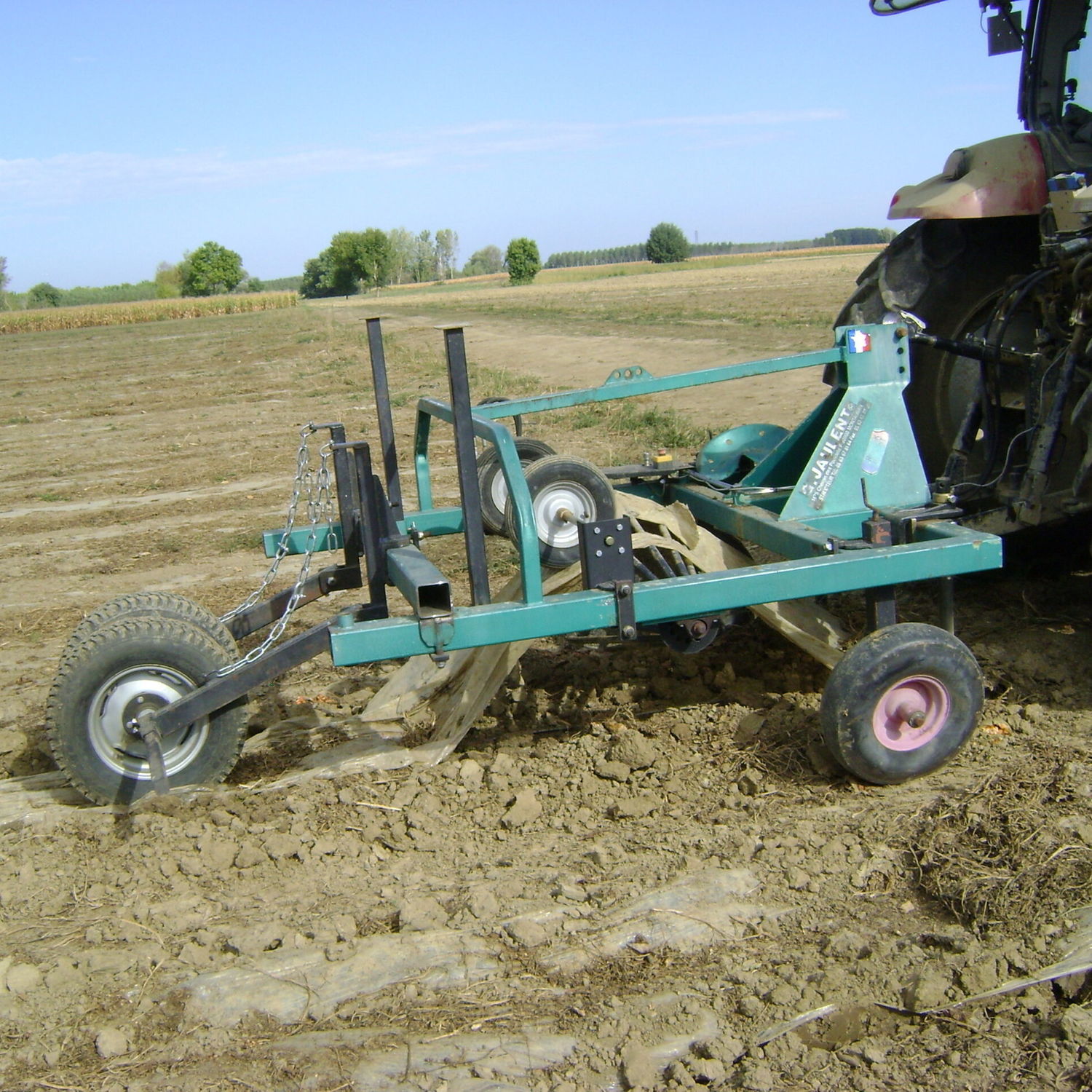 Roller crop soil remover - DTR01N - Jaulent Industrie