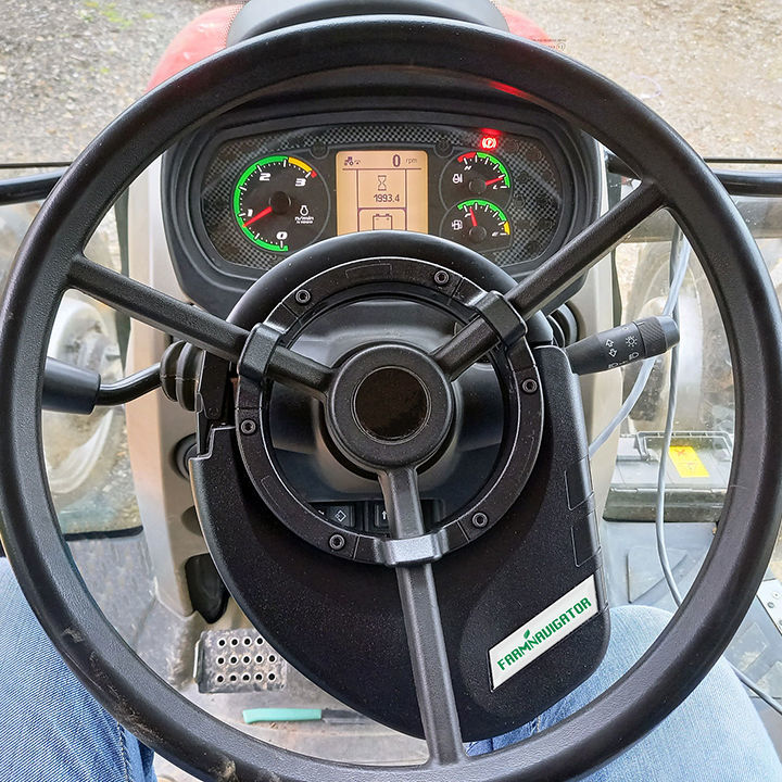 Automated auto steering kit - G5, G4 - AvMap Navigation - for tractors ...