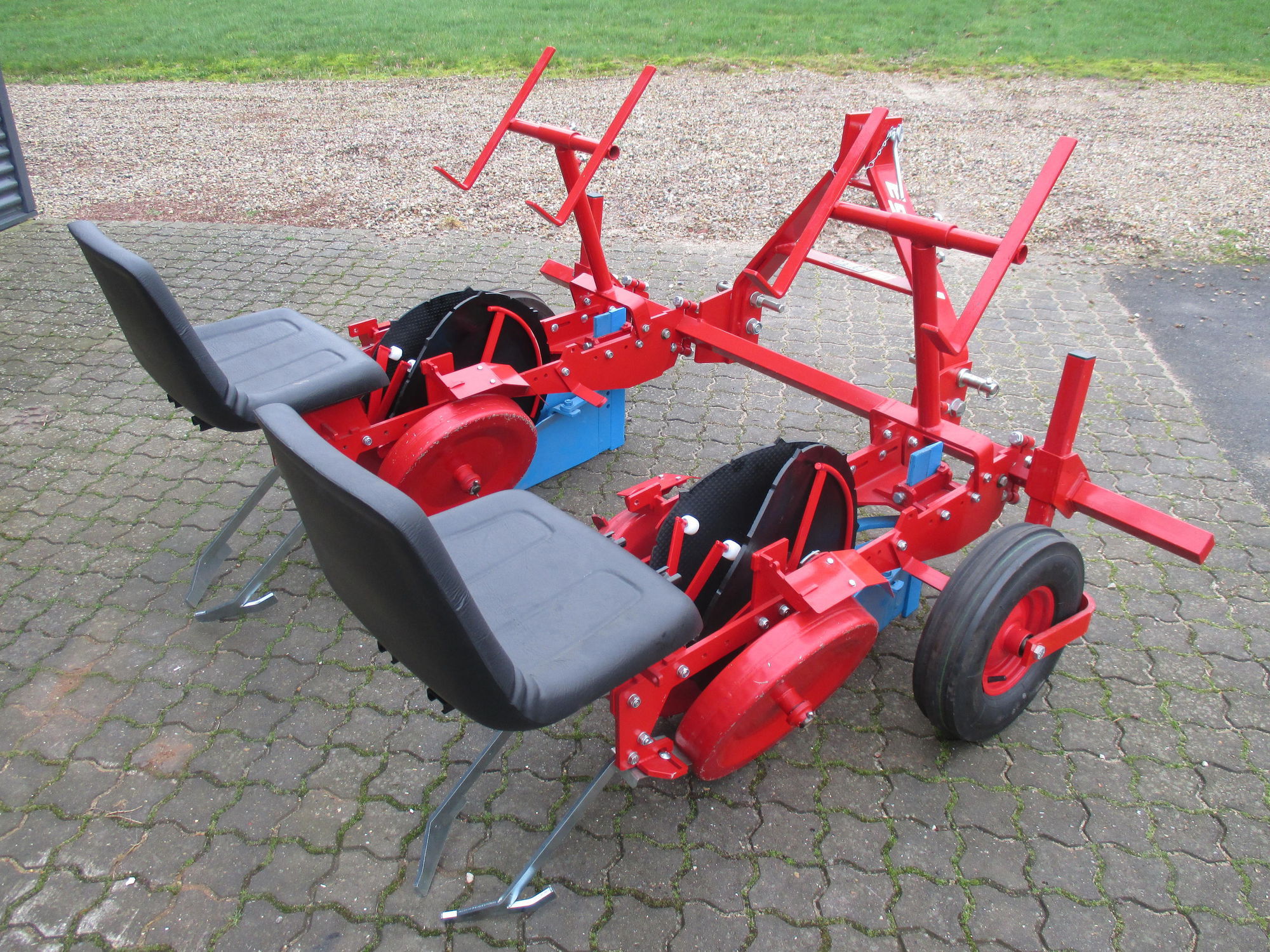 Nursery plants transplanter - C - Egedal Maskinenfabrik - manual / 2 ...