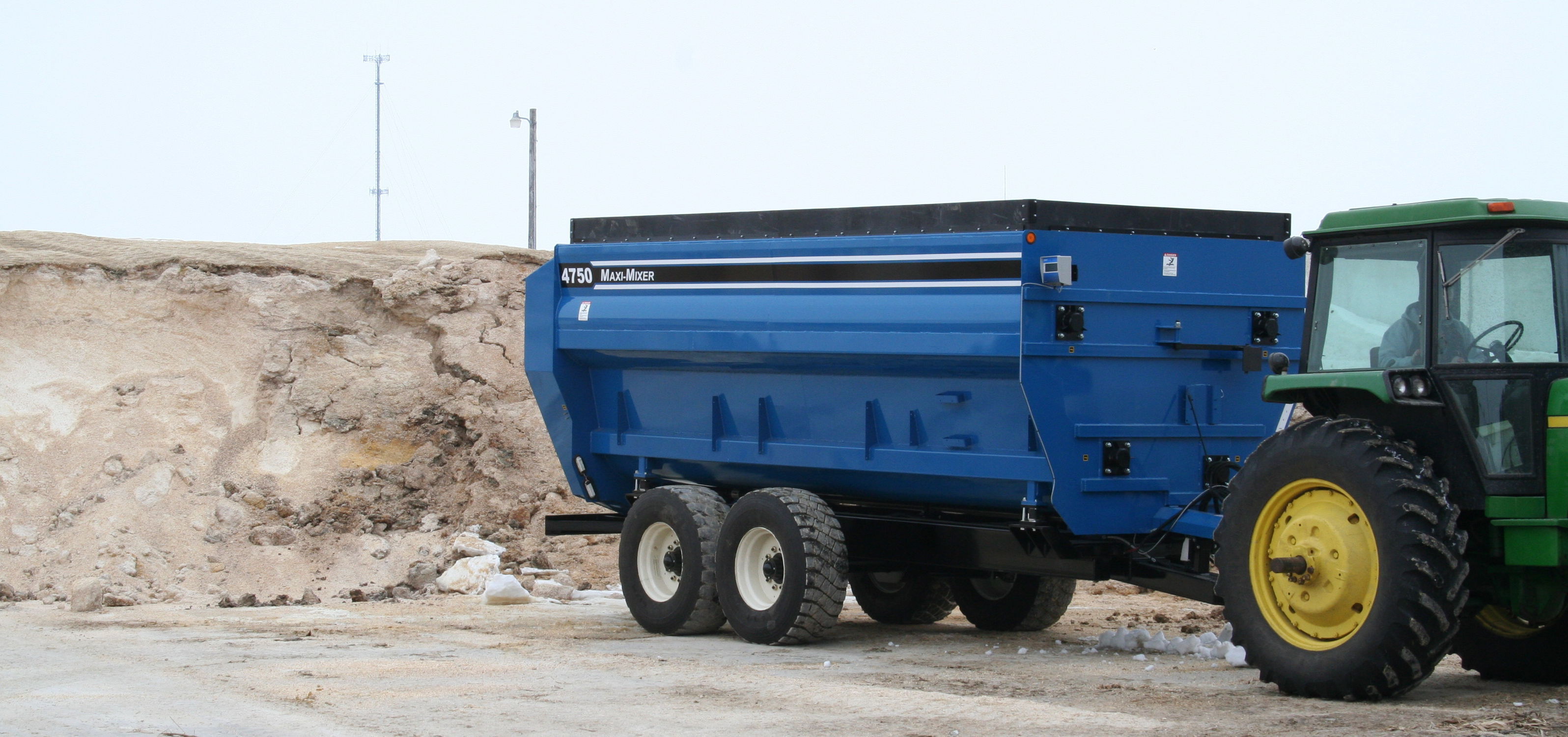 Trailed mixer - 4000 SERIES - Sioux Automation Center Inc.