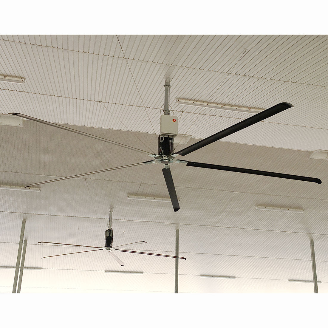 Farm building fan - SERCO HVLS - Canarm AgSystems - for air circulation ...
