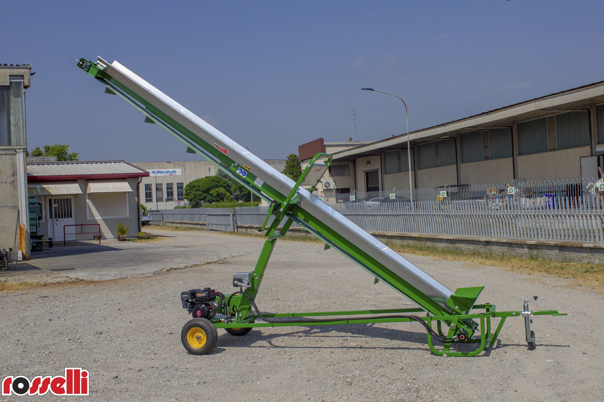 Wood chip conveyor - Skylift 250 - ROSSELLI Snc Officine Meccaniche ...