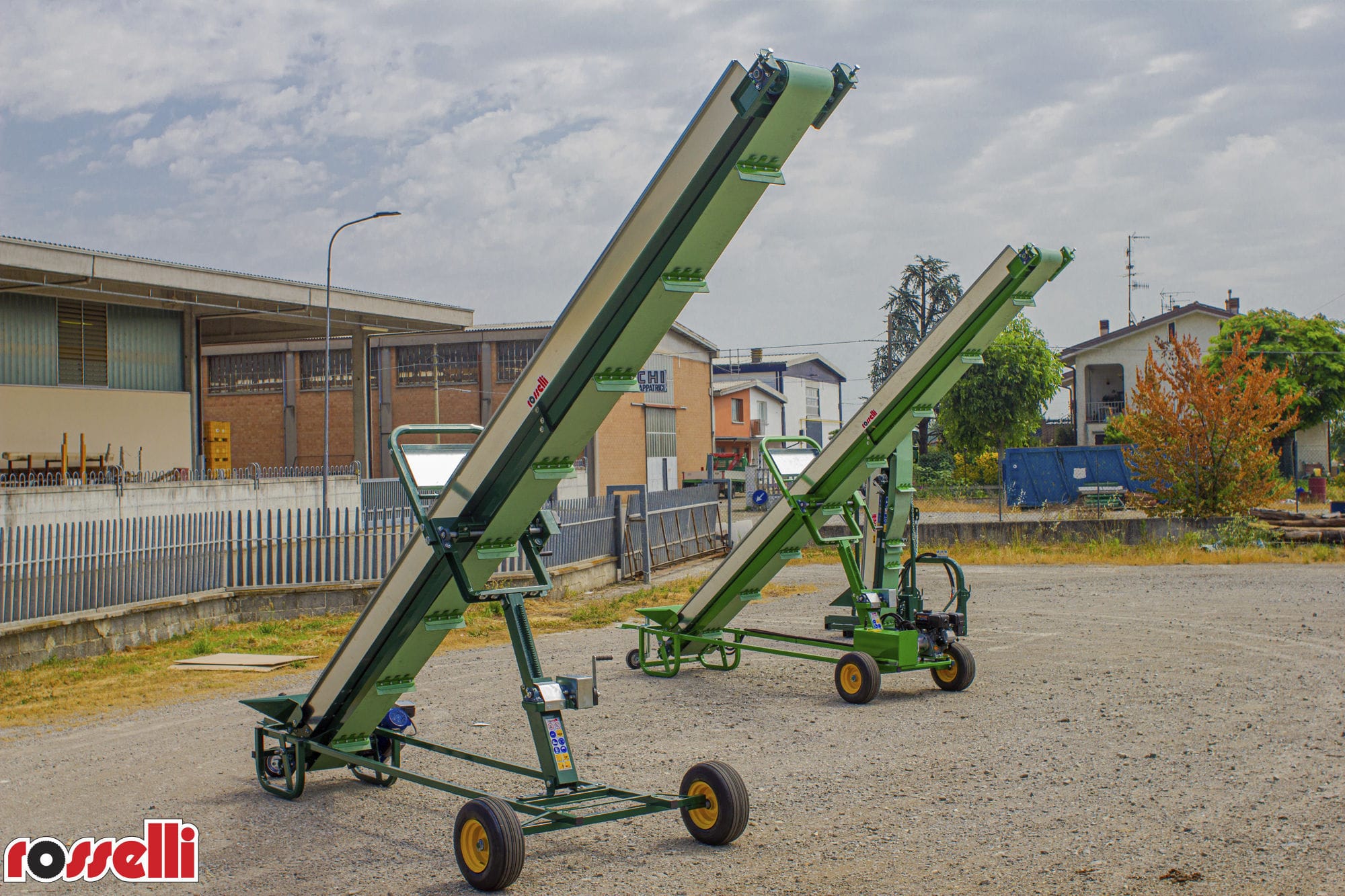 Wood chip conveyor - Skylift 250 - ROSSELLI Snc Officine Meccaniche ...