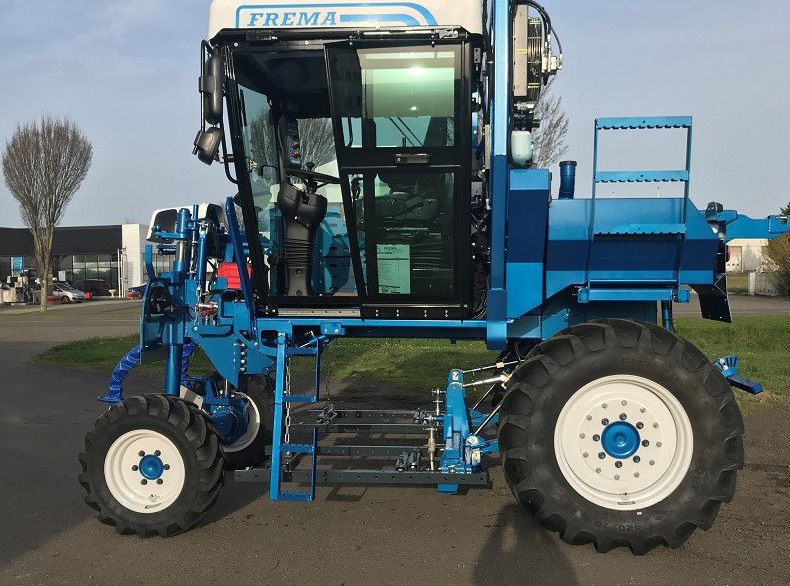 Straddle tractor - Lydia 130 - Frema - hydrostatic / vineyard / 4 wheel ...