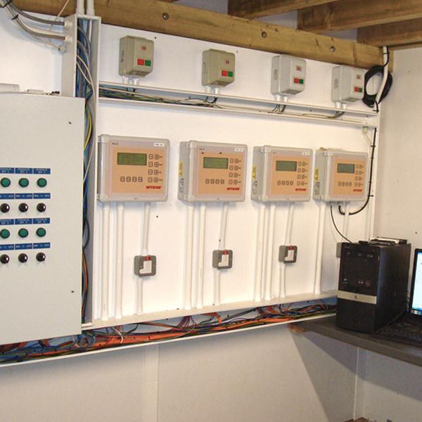 Automatic feed controller - OPTICON AGRI SYSTEMS