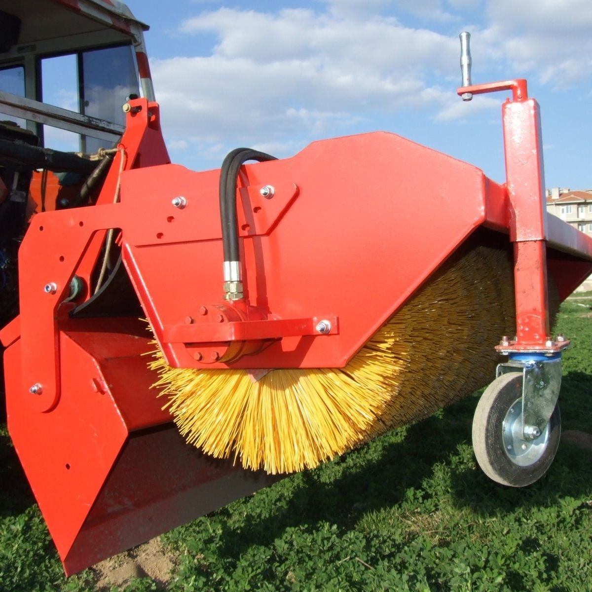 Tractor-mounted sweeper - BASIC+ - Sayginlar Agriculture Machinery Ltd ...