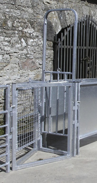 Sheep sorting gate - O'Donnell Engineering