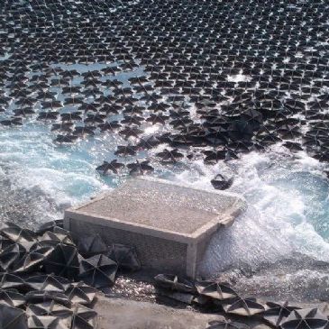 Landfill leachate water floating cover - Hexa-Cover® floating cover ...