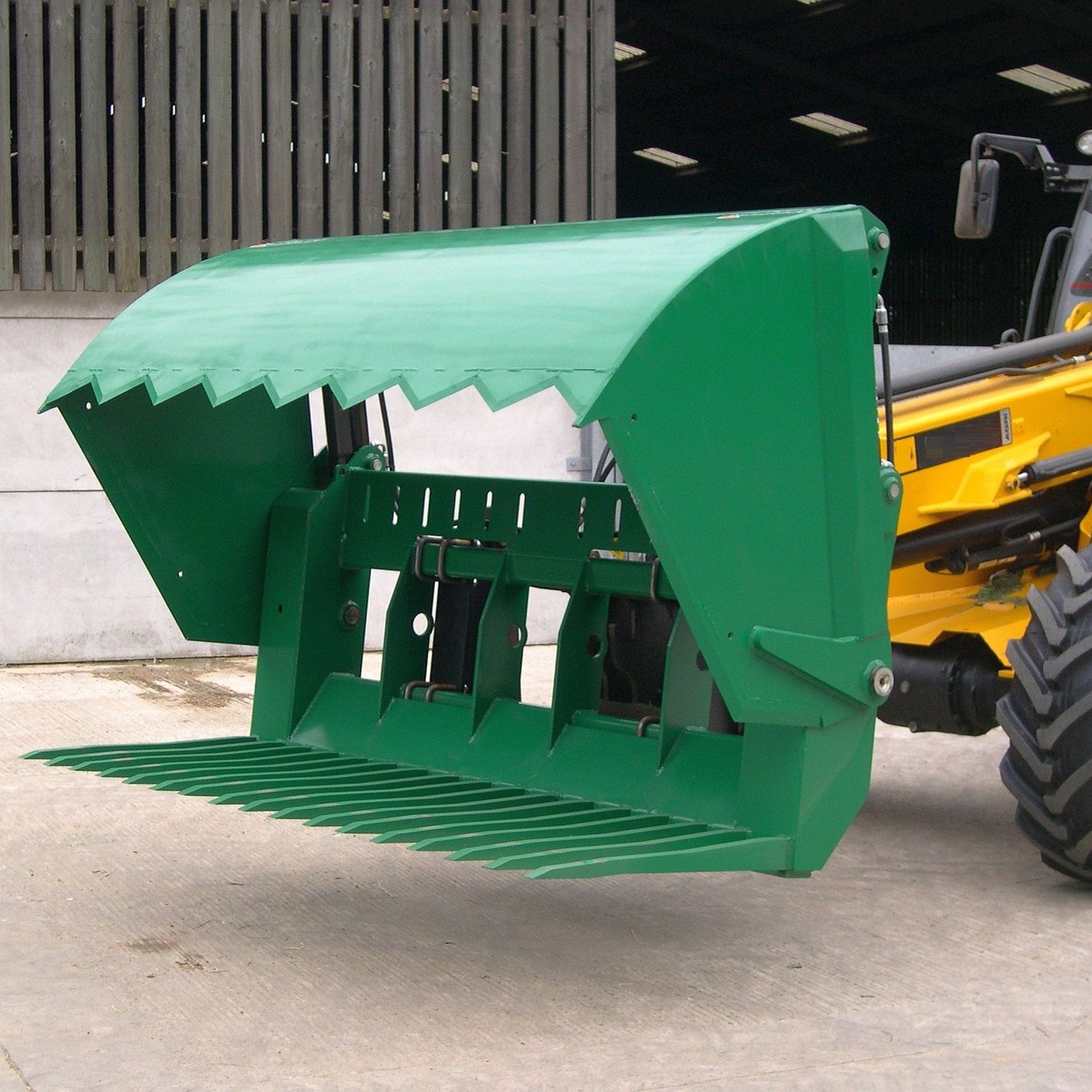 Silage unloading shovel bucket - SK series - Albutt - high-capacity ...