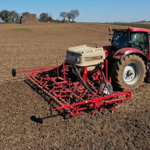 Hopper seed drill - Tine drill - Weaving Machinery - tine / folding