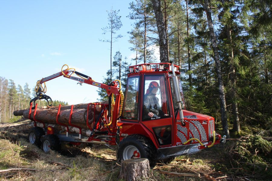 Compact forestry forwarder - Bison 8000 - Kranman AB