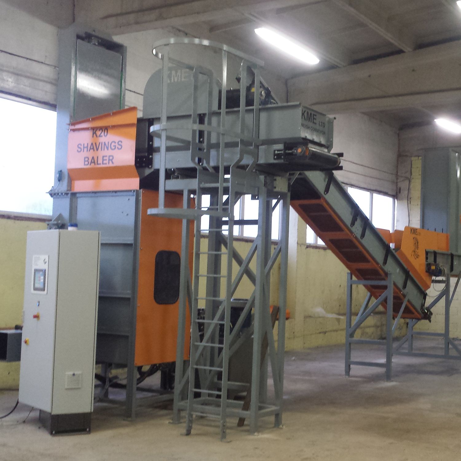 Rectangular baler - KME - Ken Mills Engineering Ltd. - fixed chamber ...