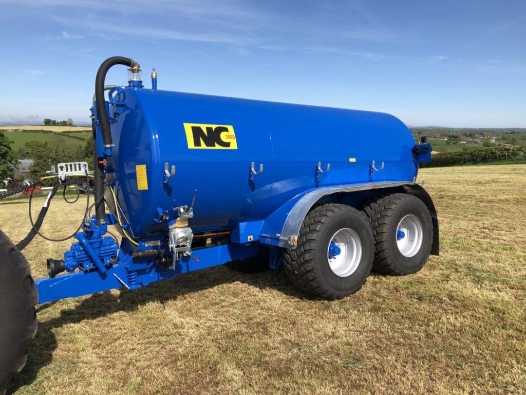 Tandem axle slurry tanker - NC Engineering Ltd. - vacuum / towed