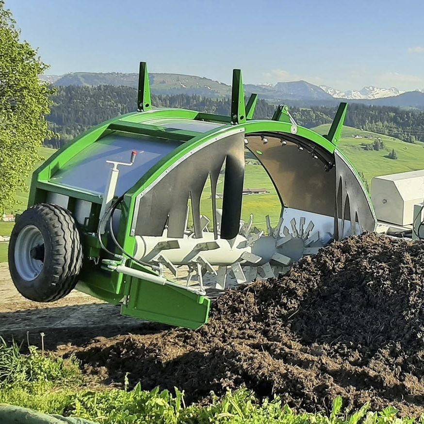 Mounted compost turner - TG 303 - gujerinnotec