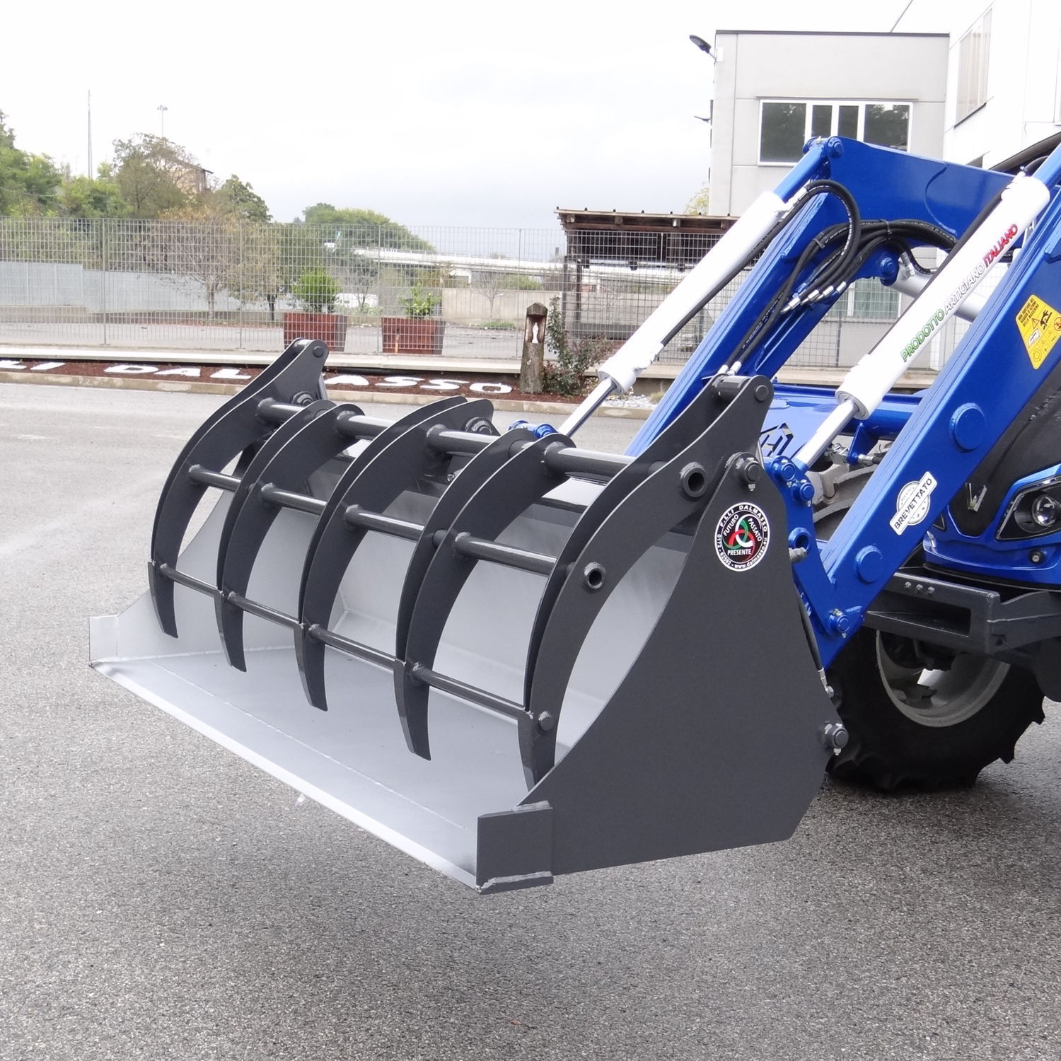 Clam bucket - Dalmasso