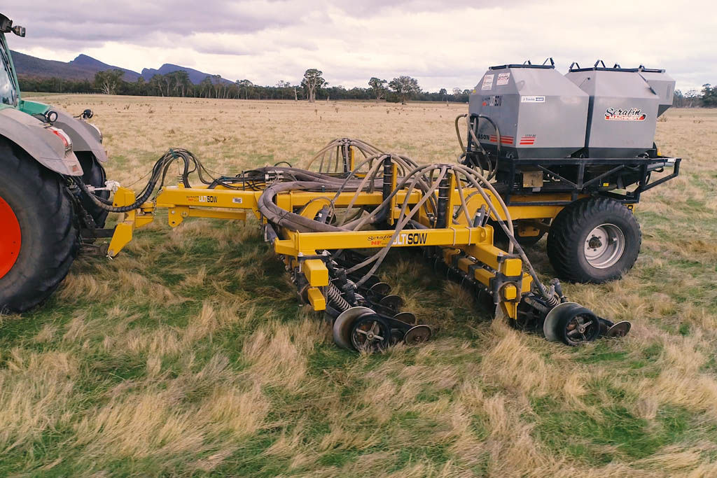 Pneumatic seed drill - NF - serafinmachinery - disc / tractor-mounted ...