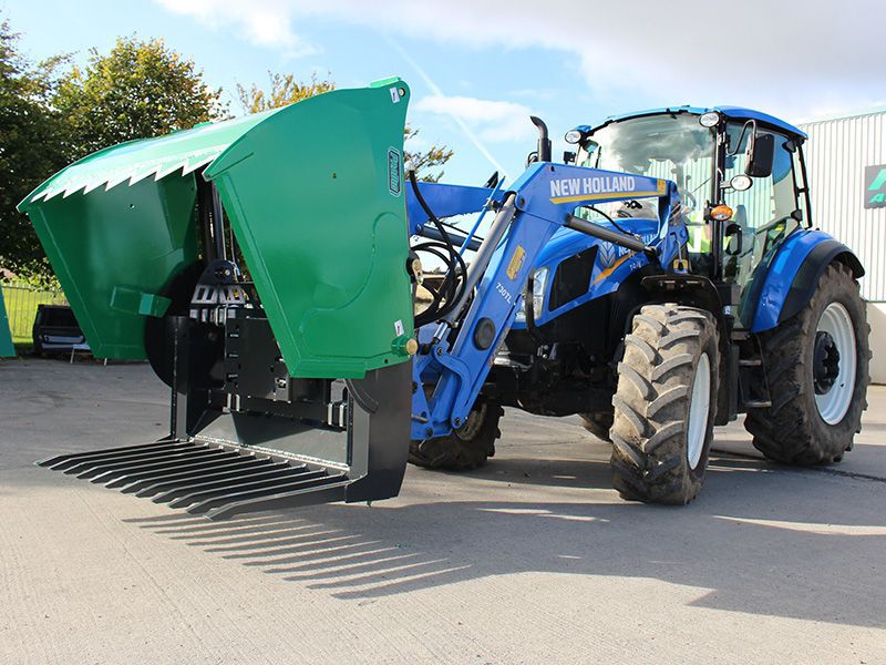 Silage unloading shovel bucket - MB Series - Prodig Attachments