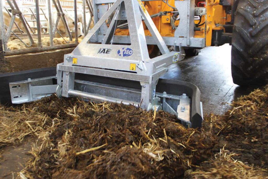 U-shaped manure scraper - X180 - iae - rubber