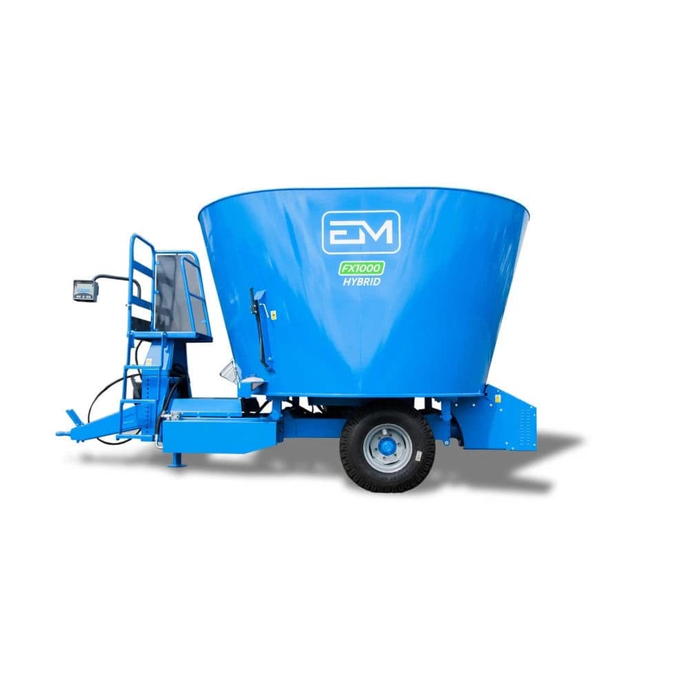 Vertical mixing wagon - RINO HYBRID - Euromilk - towed / side discharge ...