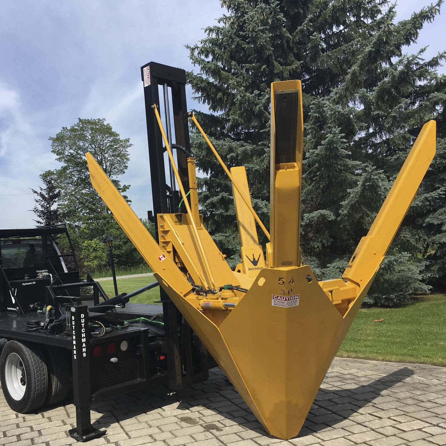 Truck-mounted tree spade - Dutchman Industries