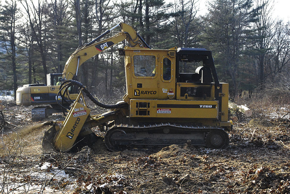 Tractor-mounted stump grinder - T260 - Rayco - crawler