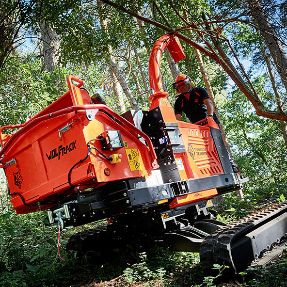 Self-propelled wood chipper - TW 280VGTR - Timberwolf - with combustion ...