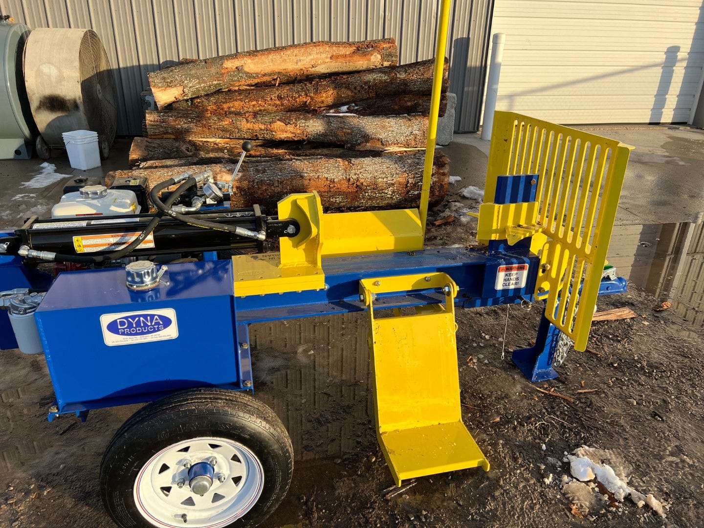 Hydraulic wood splitter - LS24-18 - dyna-products - vertical ...