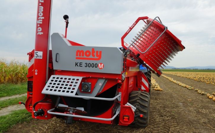 Pumpkin seed harvester - KE 3000 M - Moty GmbH - trailed / 1-row