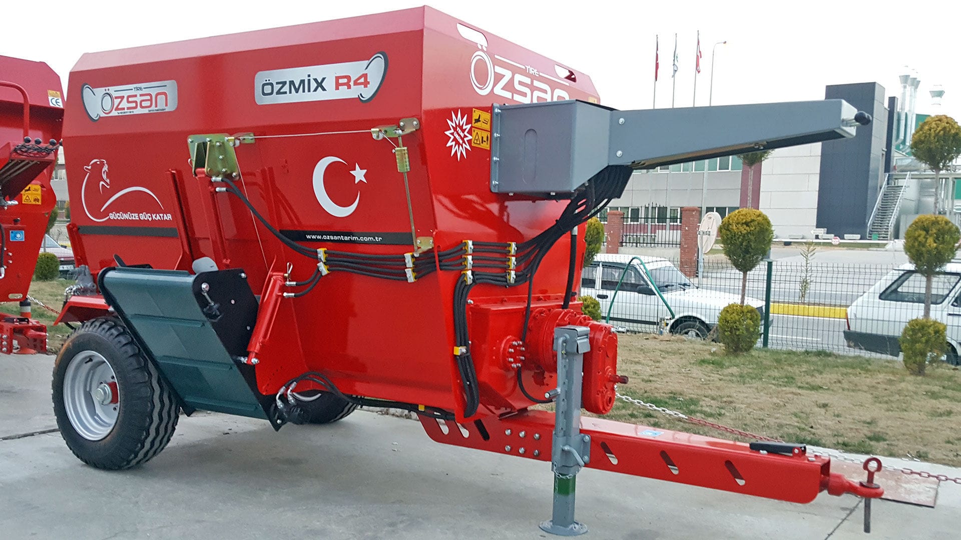 Horizontal feed mixer - R4 - ozsantarim - towed / 2-auger / PTO-driven