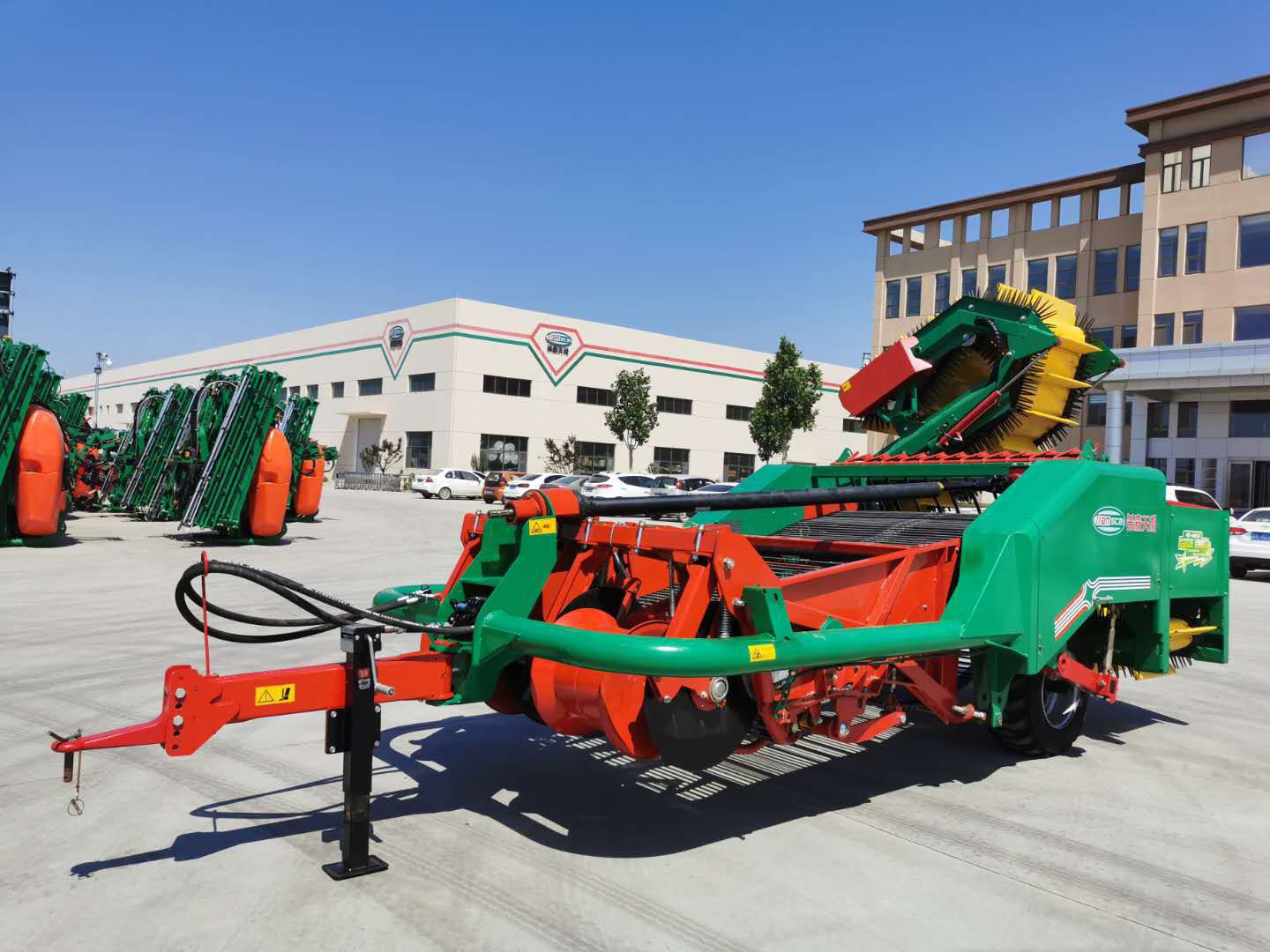 Potato harvester machine - 4UL-170C - Transce - towed / 2-row