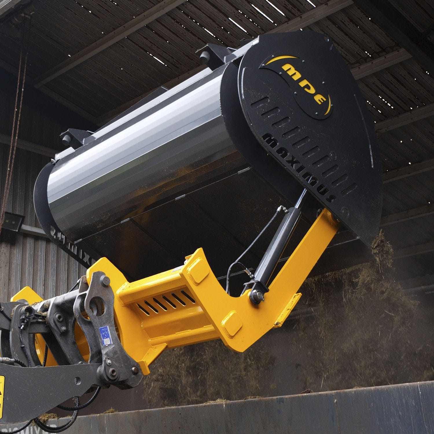 High-tip shovel bucket - MDE Machinery Ltd - silage unloading