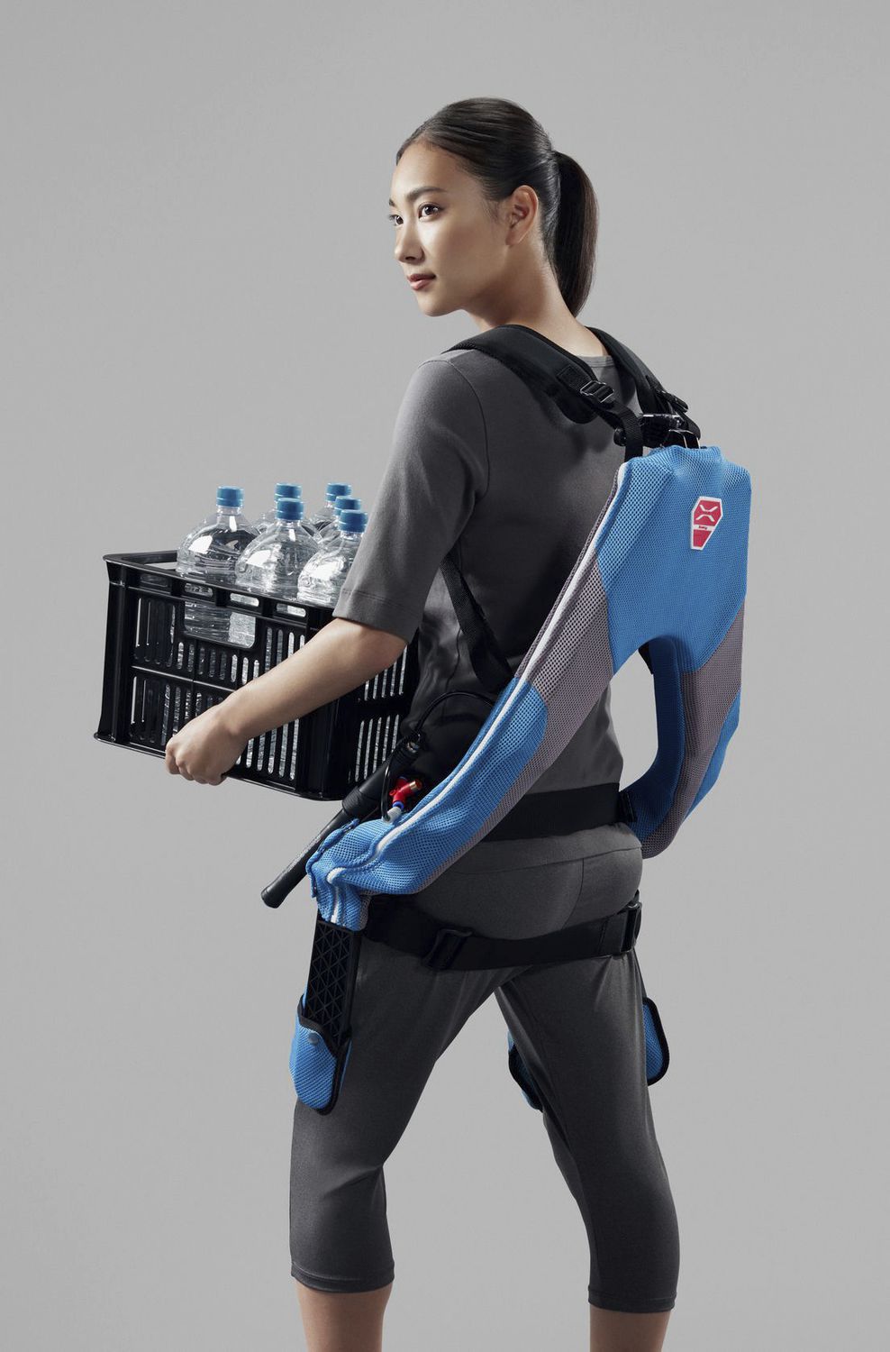 Heavy load handling exoskeleton - Innophys