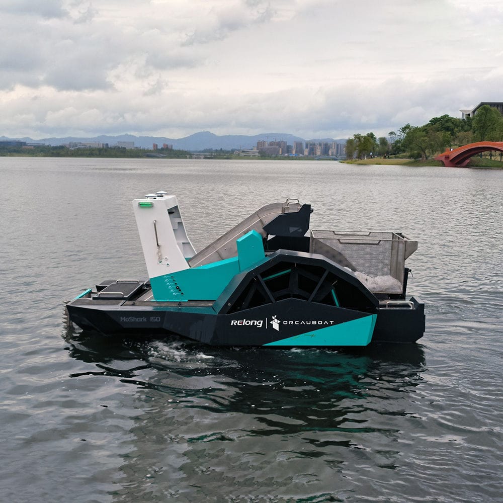 Aquatic weed harvester machine - UCB400-41 - Relong - boat ...
