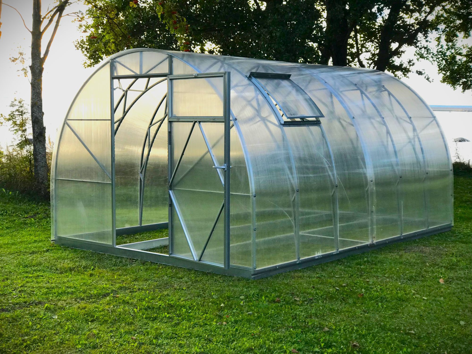Tunnel type greenhouse - ES 3 - Ecoslider Greenhouses and PremiFarm ...