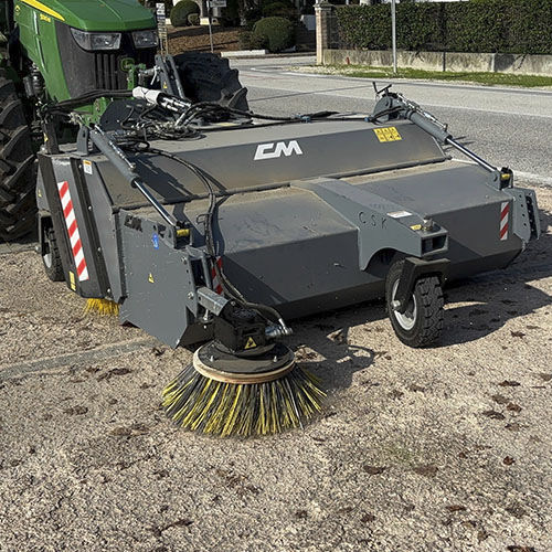 Mounted sweeper - CSK 200 - CM SRL - groundcare / barn / for public work