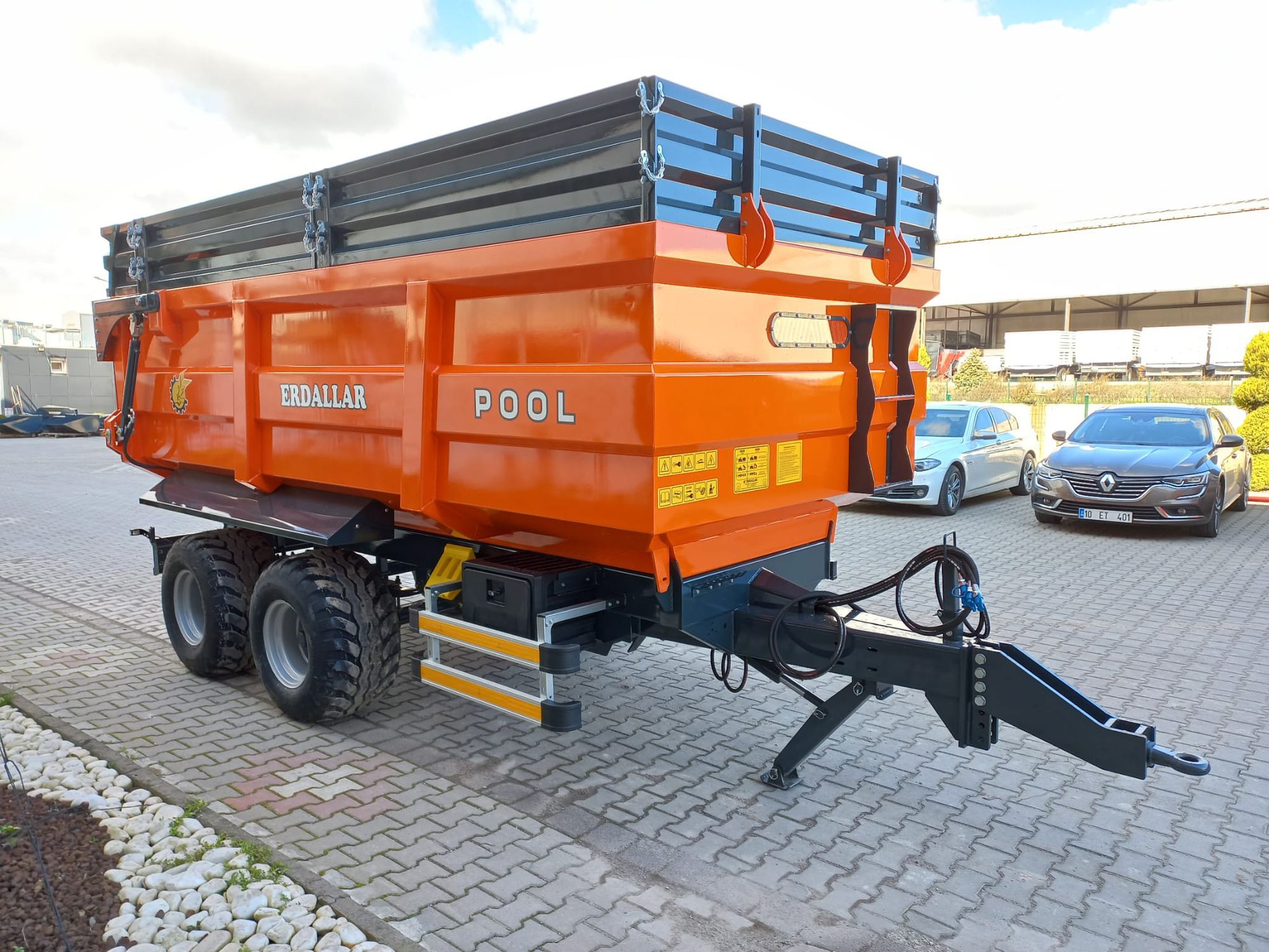 Tipping trailer - POOL TYPE - ERDALLAR AGRICULTURAL MACHINERY - tandem ...
