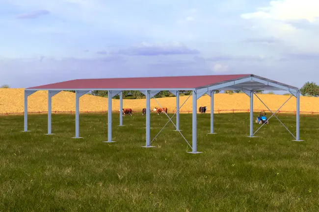 Horse storage building - Batimentsmoinschers.com - for cattle / modular ...