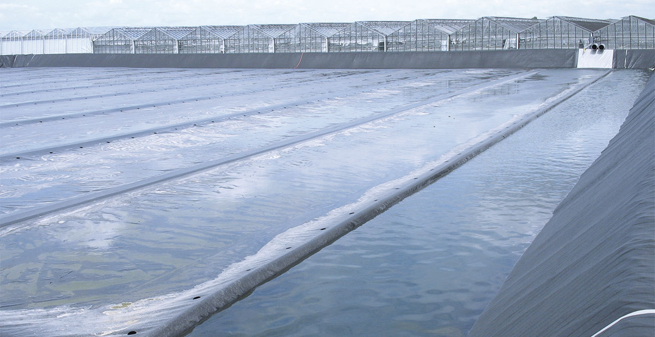 Irrigation basin floating cover - Multi-F dek - Albers Alligator ...