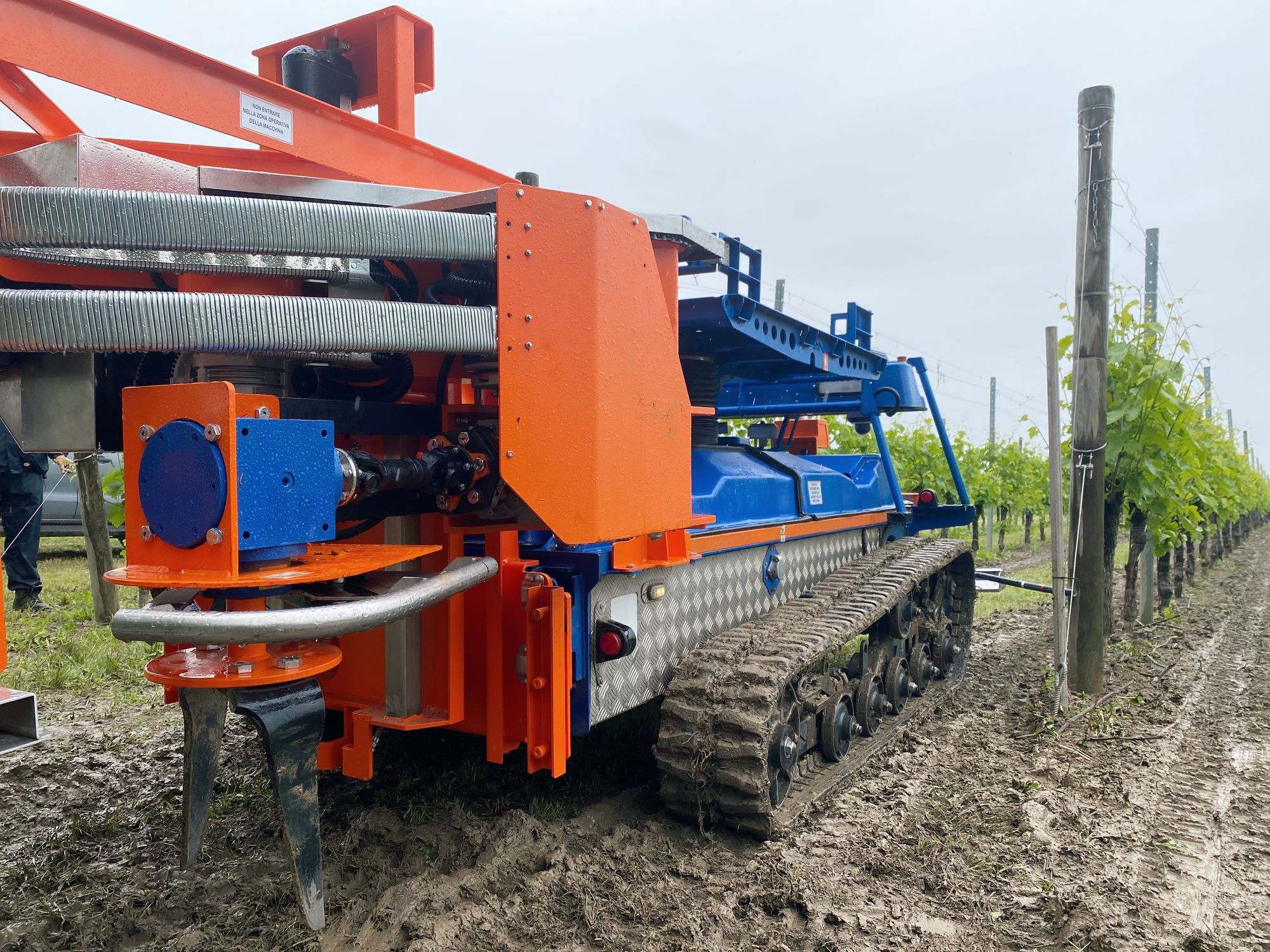 Robotic harrow - SLOPEHELPER - power / weeding