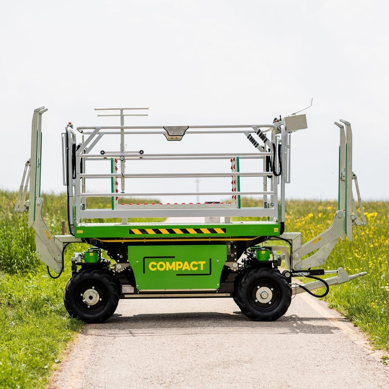 Orchard harvest trolley - V11 - C.M.A. CARPENTERIE METALLICHE ANAUNIA S ...