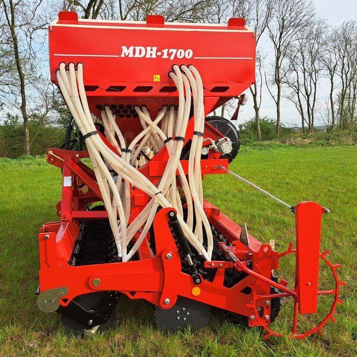 Hopper direct seeder - MDH-1700 - Moore Unidrill - disc / coulter / for ...