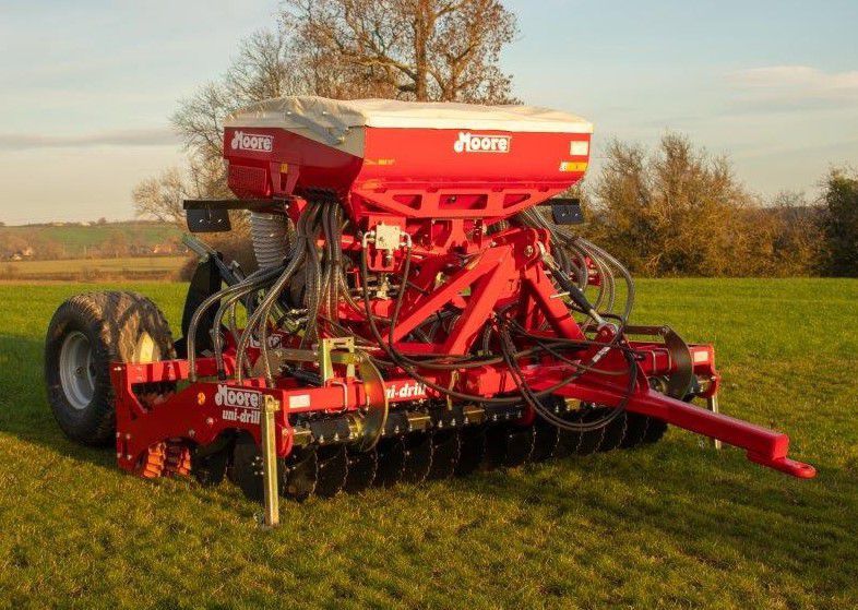 Towed direct seeder - ARABLE - Moore Unidrill - hopper / disc / coulter