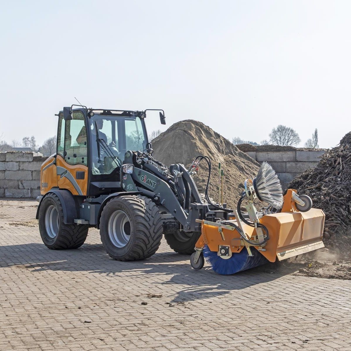 Rubber-tired loader - G5000 X-TRA - ERNEST ROTH EQUIPEMENT SA - with cab