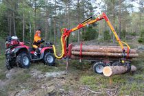 Trailer-mounted log loader, Trailer-mounted forestry crane - All the ...
