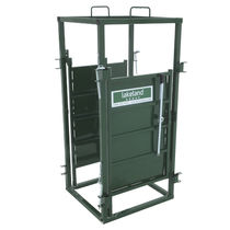 Veterinary squeeze chute, Veterinary loadout - All the agricultural ...