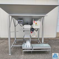 Compost bagger, Compost bagging machine - All the agricultural ...