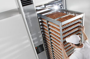 Automatic egg candling unit - Pas Reform Hatchery Technologies