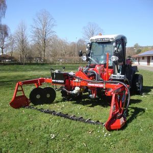Side-mount mower - DMS series - F.X.S. Sauerburger Traktoren und ...